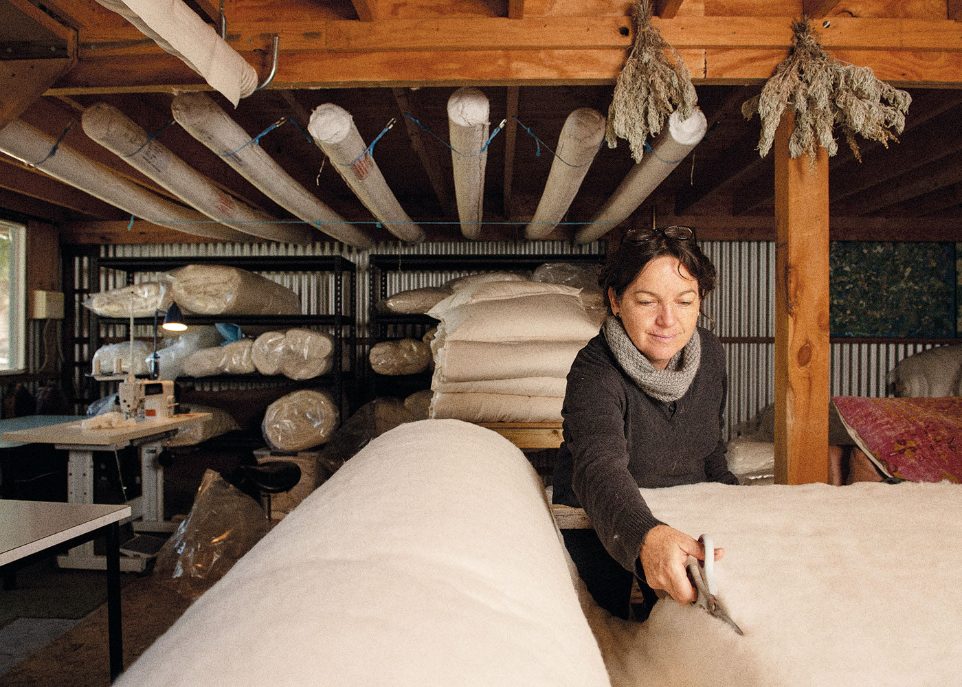 Extra Thick 60/40 Wool/Polyester Wadding – 300gsm | Wool Valley – Wool ...